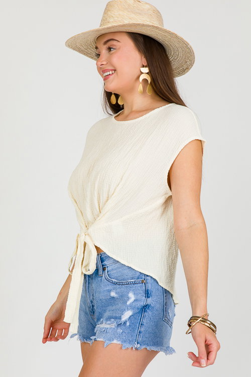 Crinkle Stretch Top, Vanilla - New Arrivals - The Blue Door Boutique