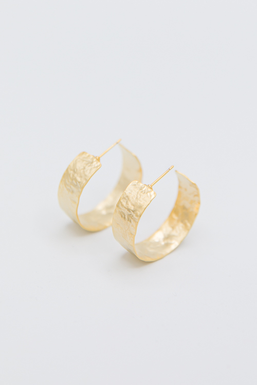 Hammered Flat Hoops - Jewelry - Accessories - The Blue Door Boutique