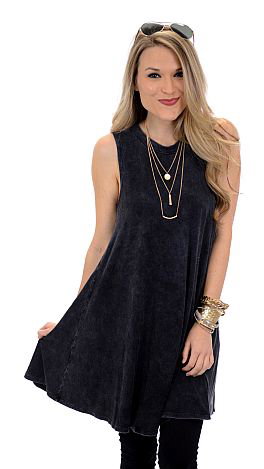 Weathered Away Tunic, Black - Dresses - The Blue Door Boutique